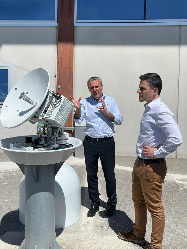 Automated management of satcom terminals gives MOBISAT the edge – ESA ...